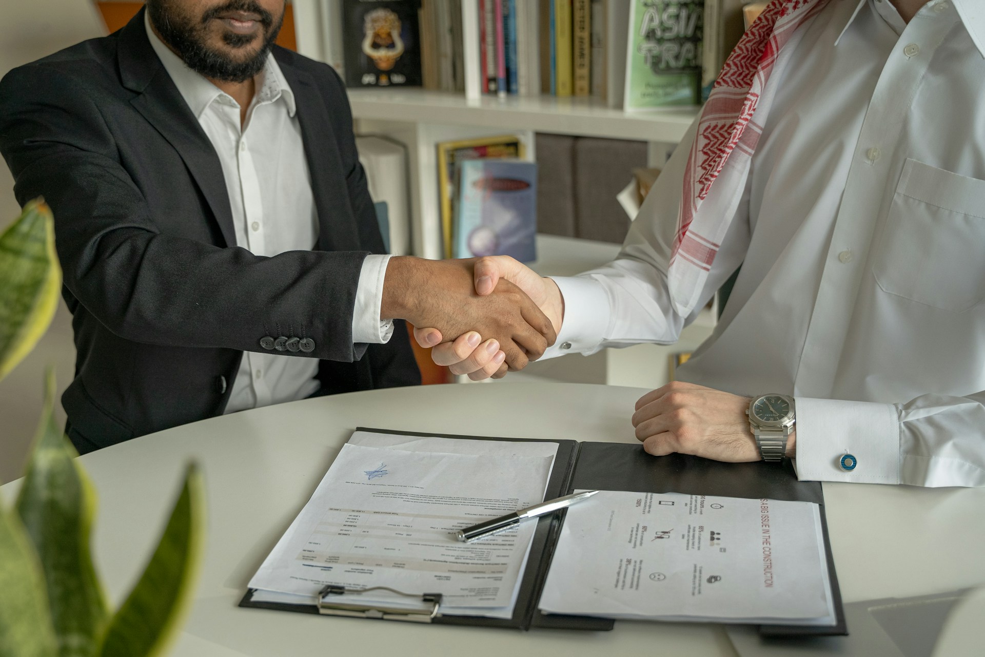 Start a Broker / Agent Business - Small Business Ideas